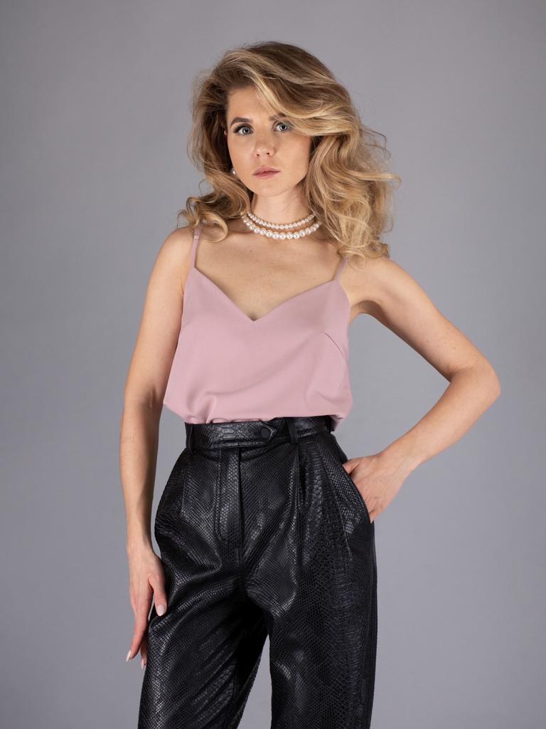 Майки топы Топ на бретелях пудровый купить в интернет магазине